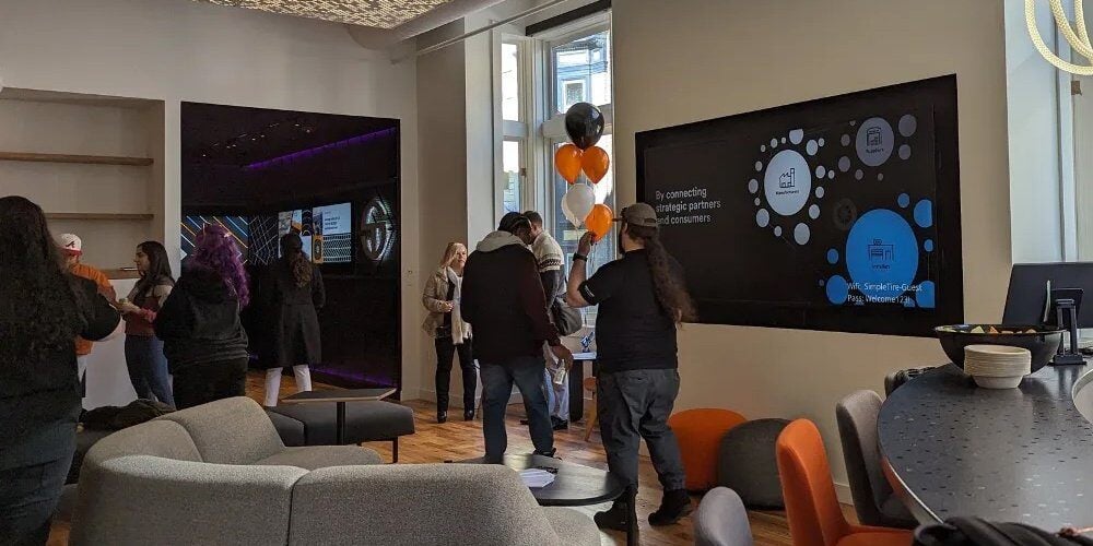 IPTV Meets Digital Signage: Benefits, Uses & Applications